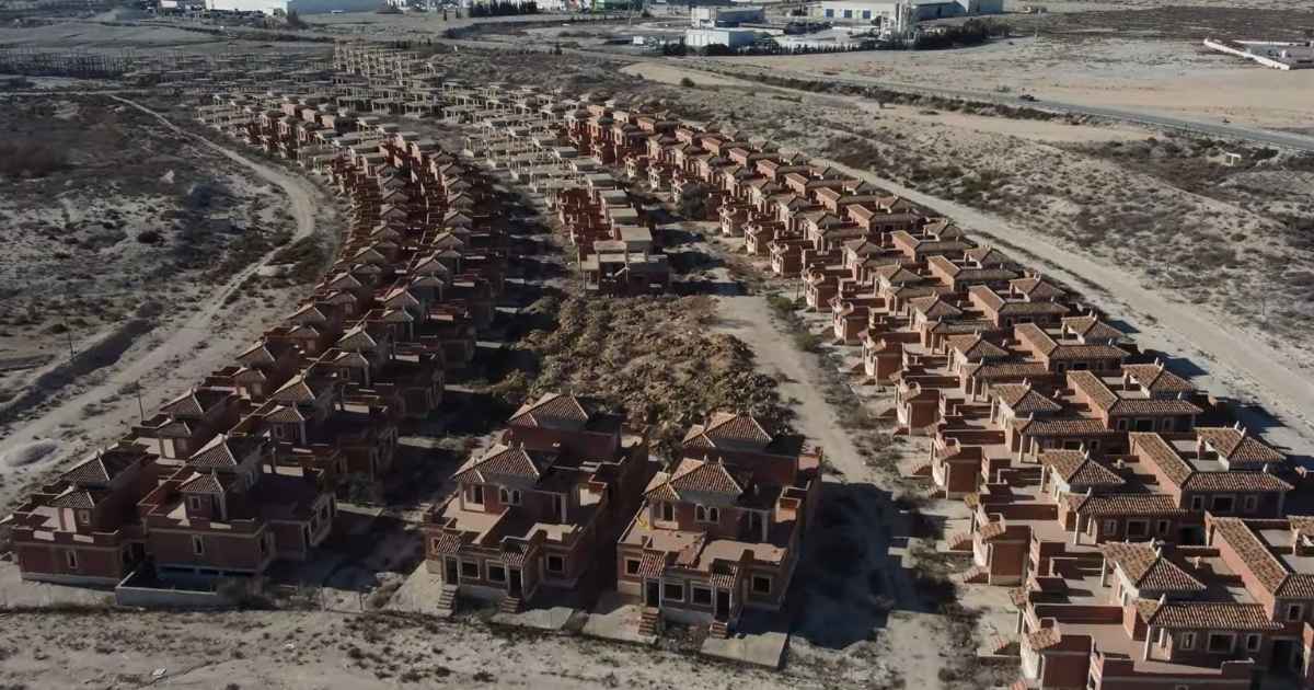 100.000 half-afgebouwde woningen in Spanje staan nog altijd te rotten ...