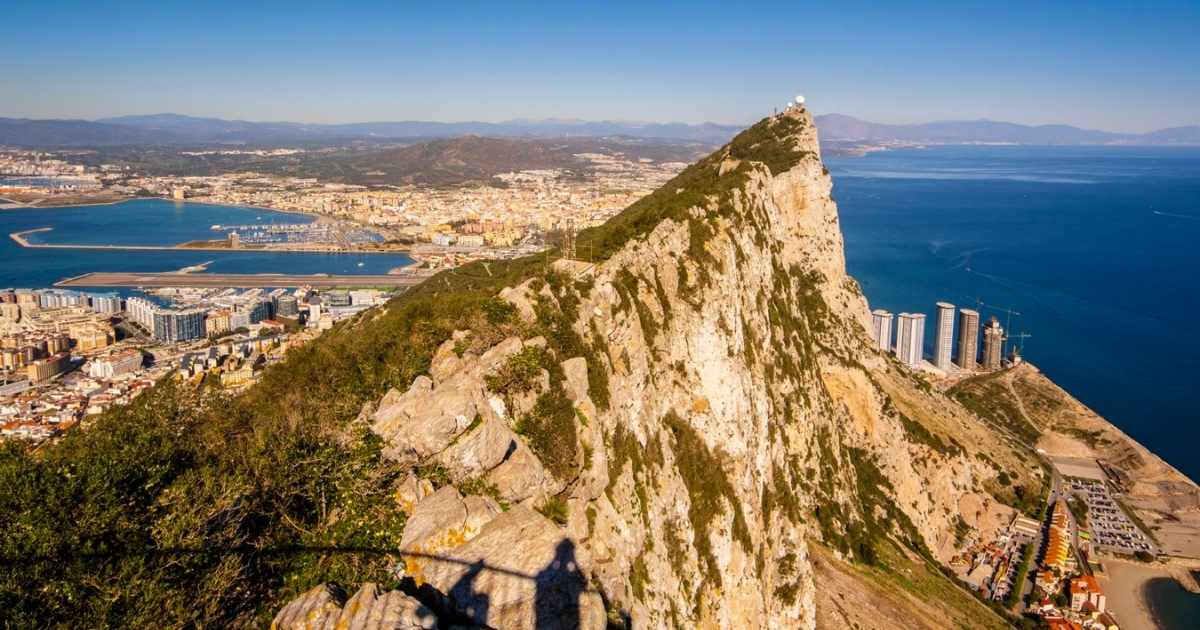 Spanje haalt Gibraltar na 35 jaar van lijst met belastingparadijzen ...